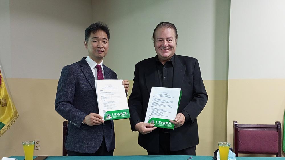 UDABOL FIRMA CONVENIO CON LA MISIÓN BUENAS NUEVAS